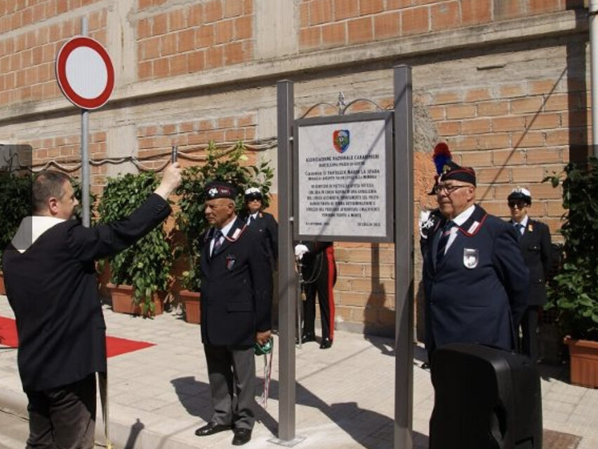 Barcellona pozzo di gotto. Scoperta targa in onore del carabiniere ...